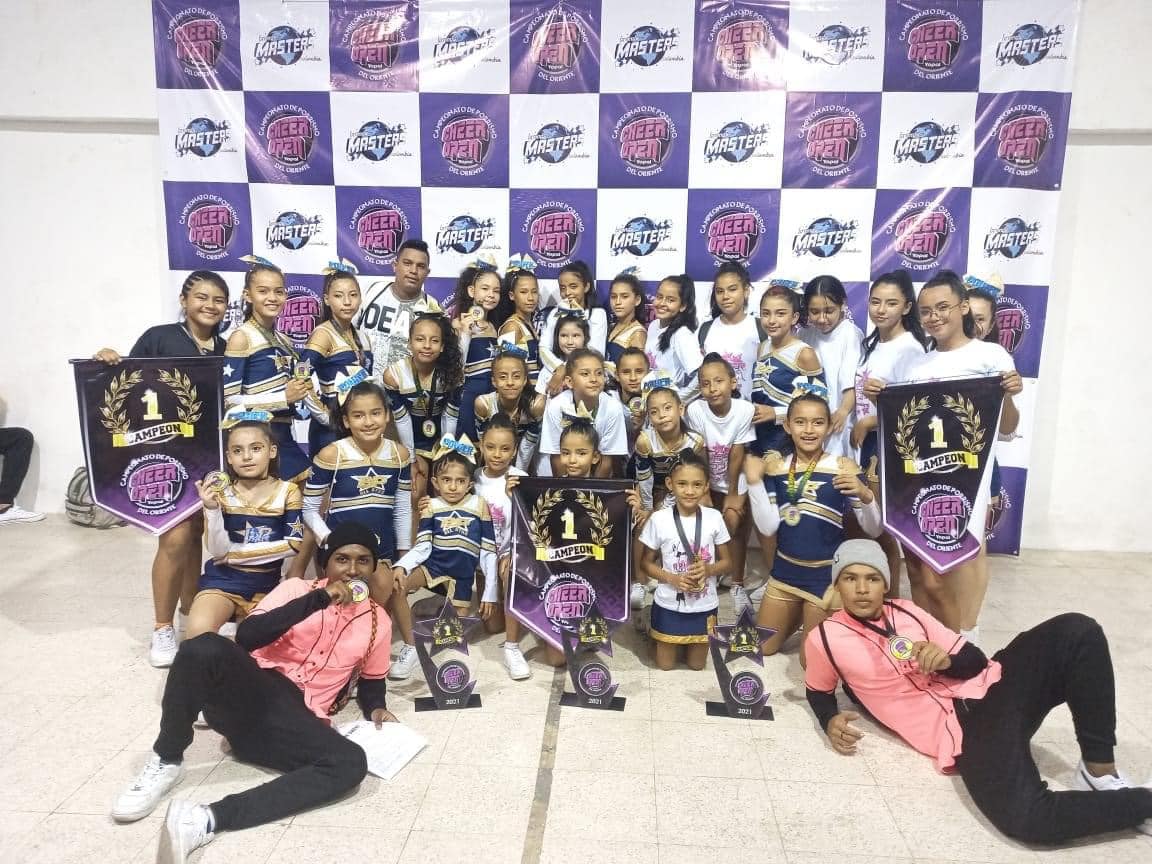 FELICITA A LOS JÓVENES QUE FUERON A PARTICIPAR AL CAMPEONATO NACIONAL ...